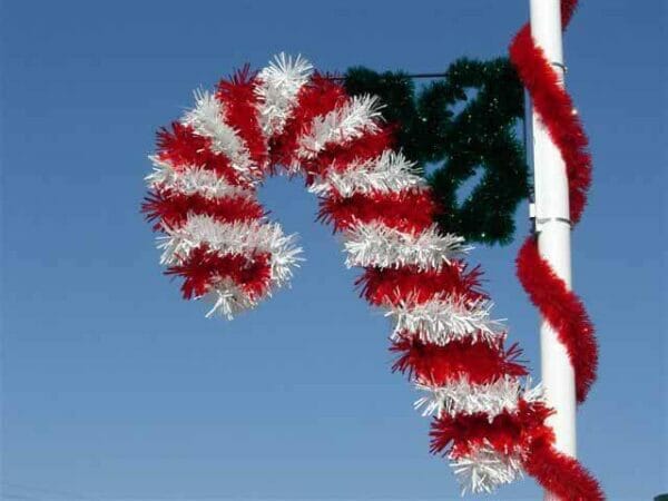 6 FOOT GARLAND CANDY CANE WITH HOLLY