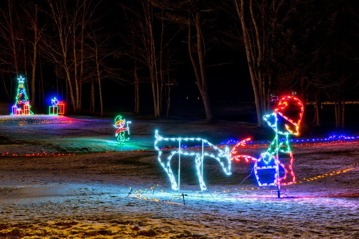 Unique Holiday Custom Display Designs | Creative Displays