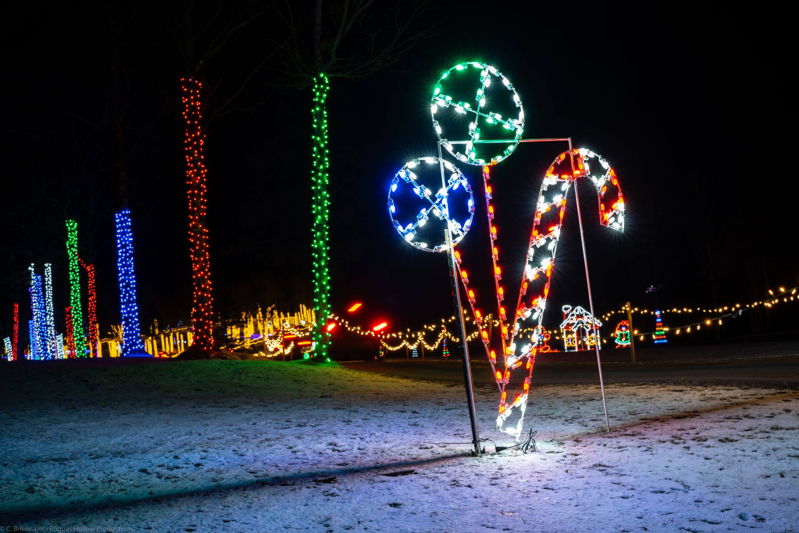 Unique Holiday Custom Display Designs | Creative Displays