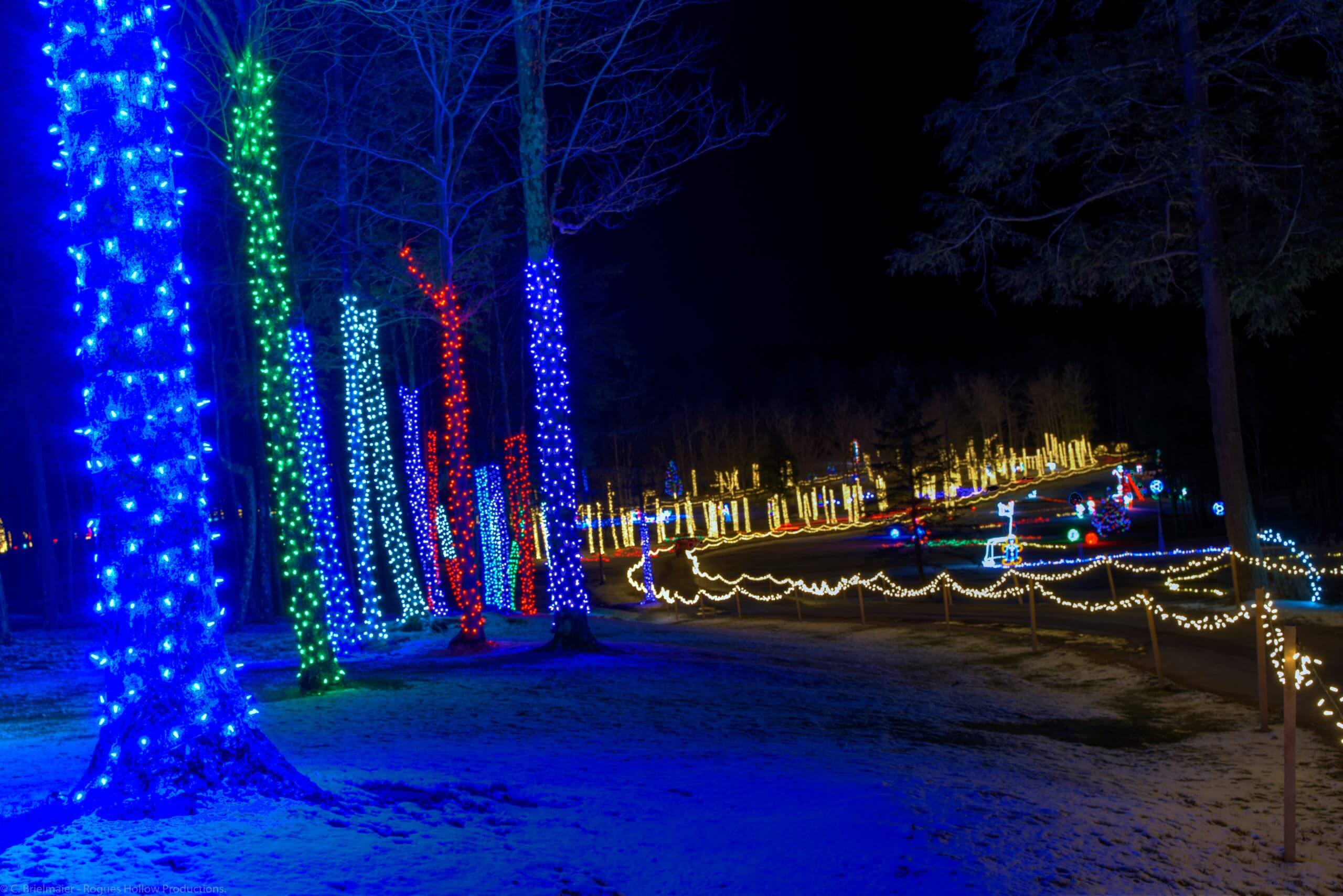 Unique Holiday Custom Display Designs | Creative Displays