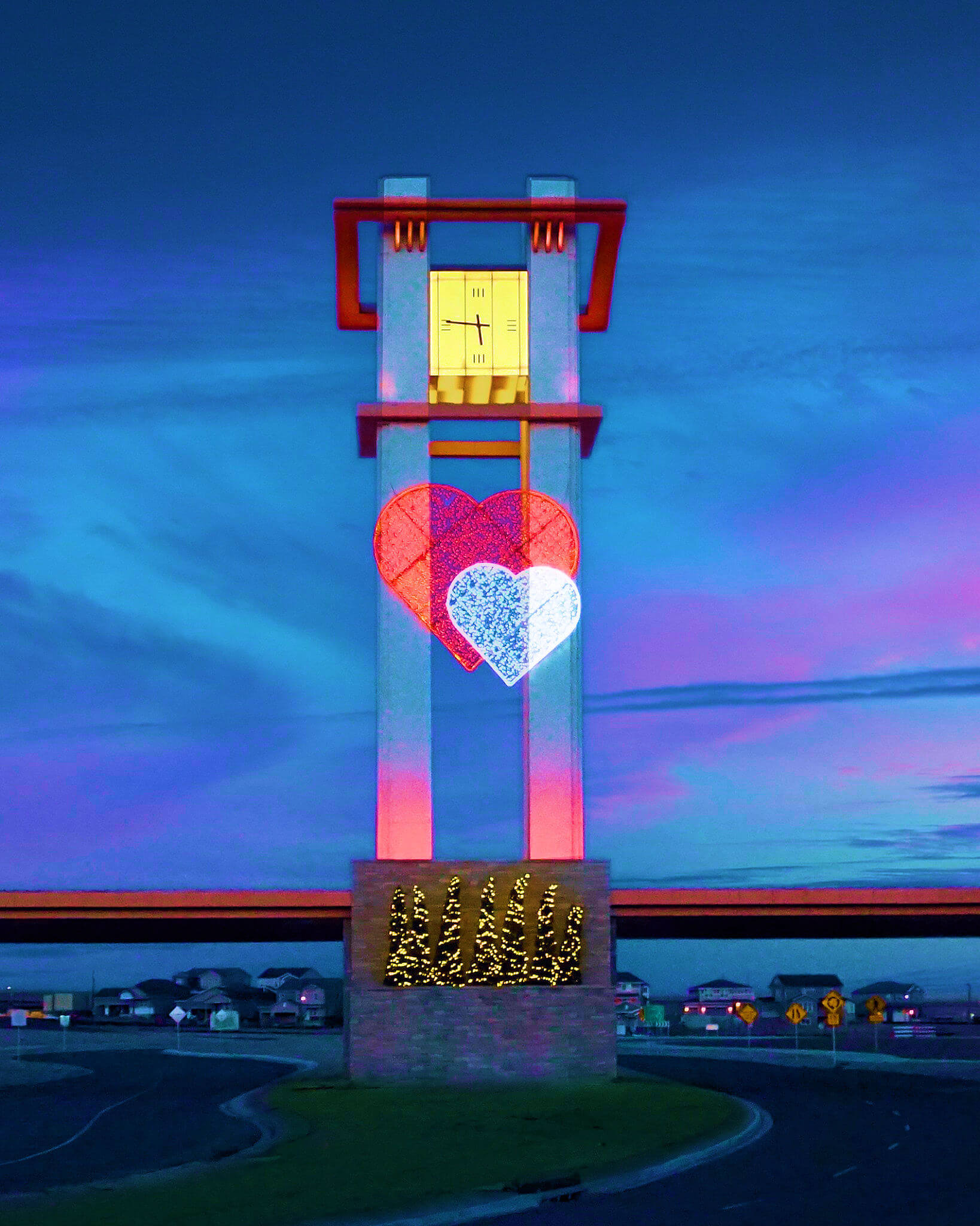 HEART CUSTOM FABRICATED LIGHT DISPLAY - Creative Displays